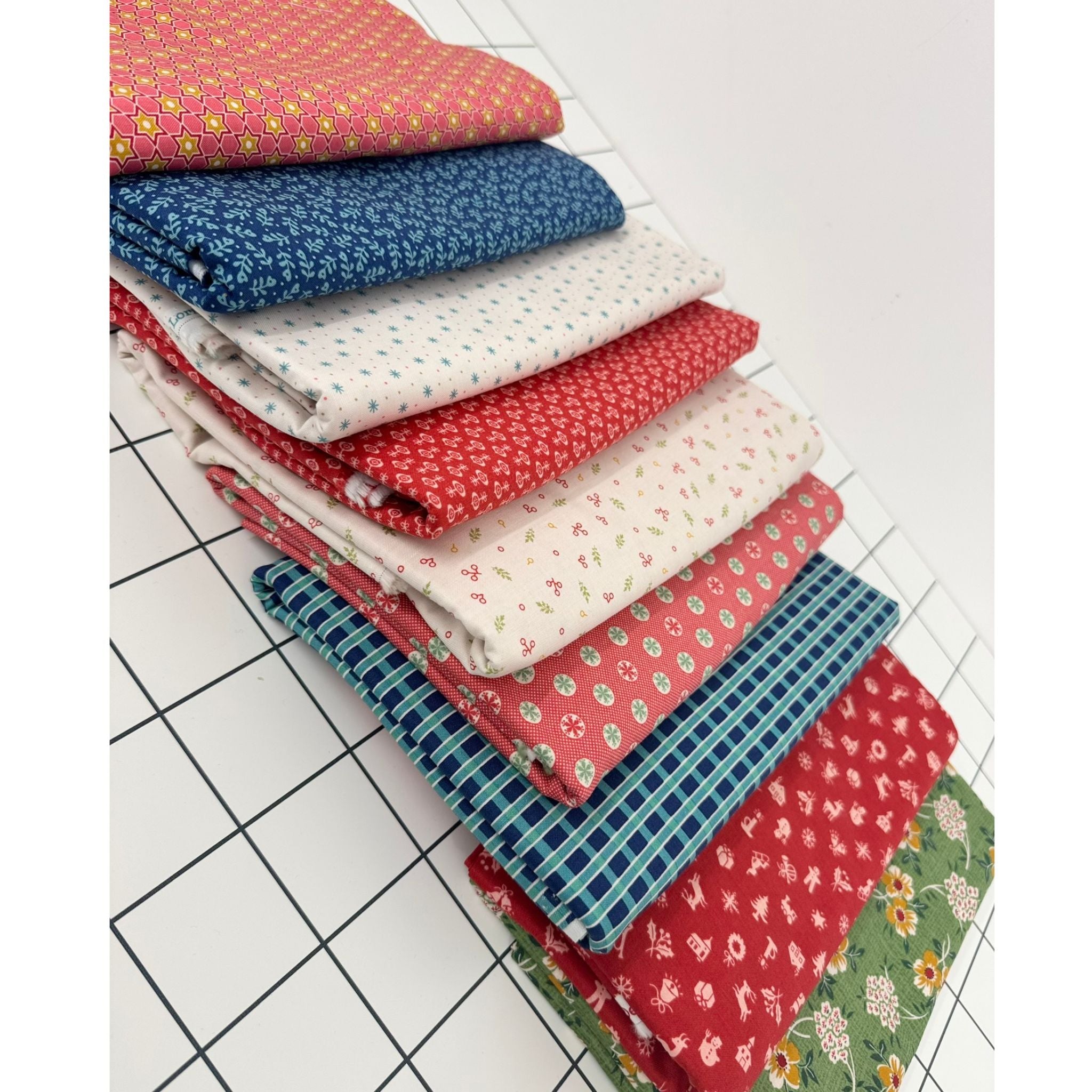 Home Town Holiday Fabric Bundle - 9 Fat Eighths - Lori Holt Fabric ...